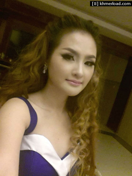 សុគន្ធ និសា ឈឺចាប់ព្រោះ គេអាណិត តែមិនស្រលាញ់ (Video) - Khmerload